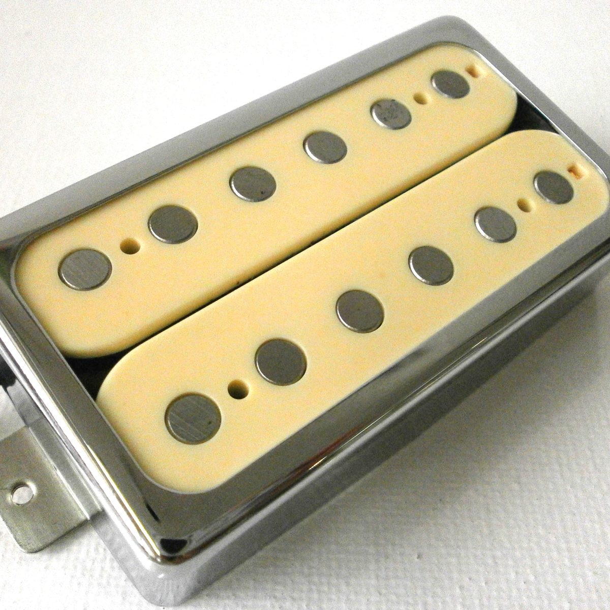 HUMBUCKER – Q Pickups – Handwound guitar pickups